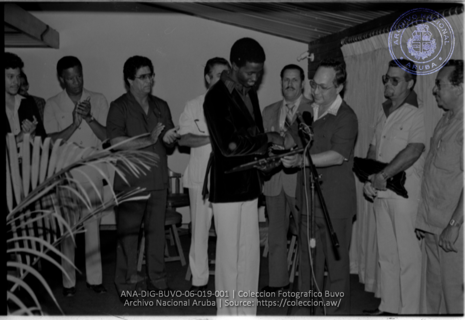 Claudius Phillips a ricibi Plakkaat- 7 di november 1983, Image # 1 ...