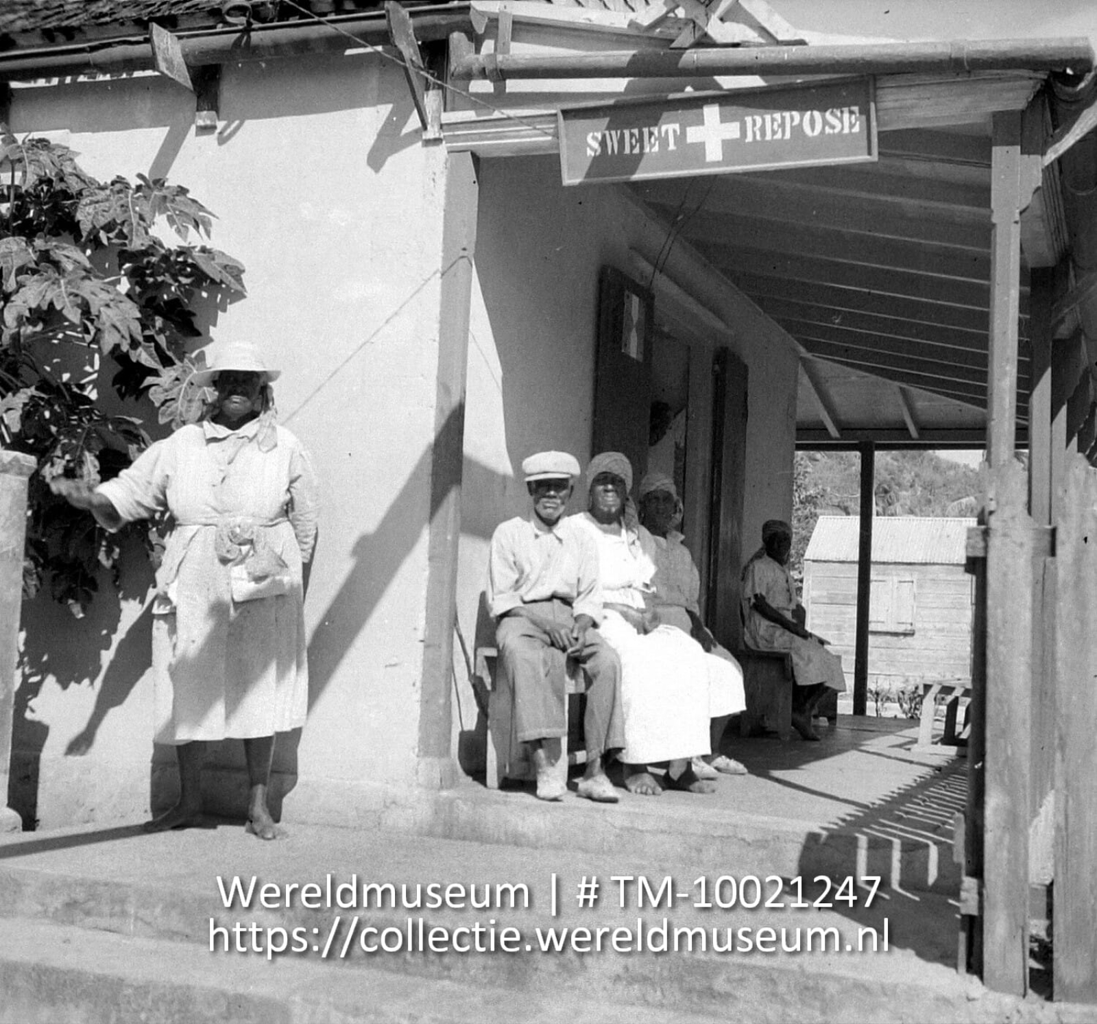 People living at the 'Sweet Repose' roman-catholic home for the elderly ...